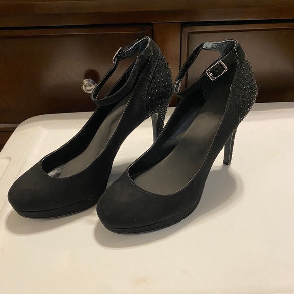 Shoes | 3 12 Inch Heel With Rhinestone Back | Poshmark